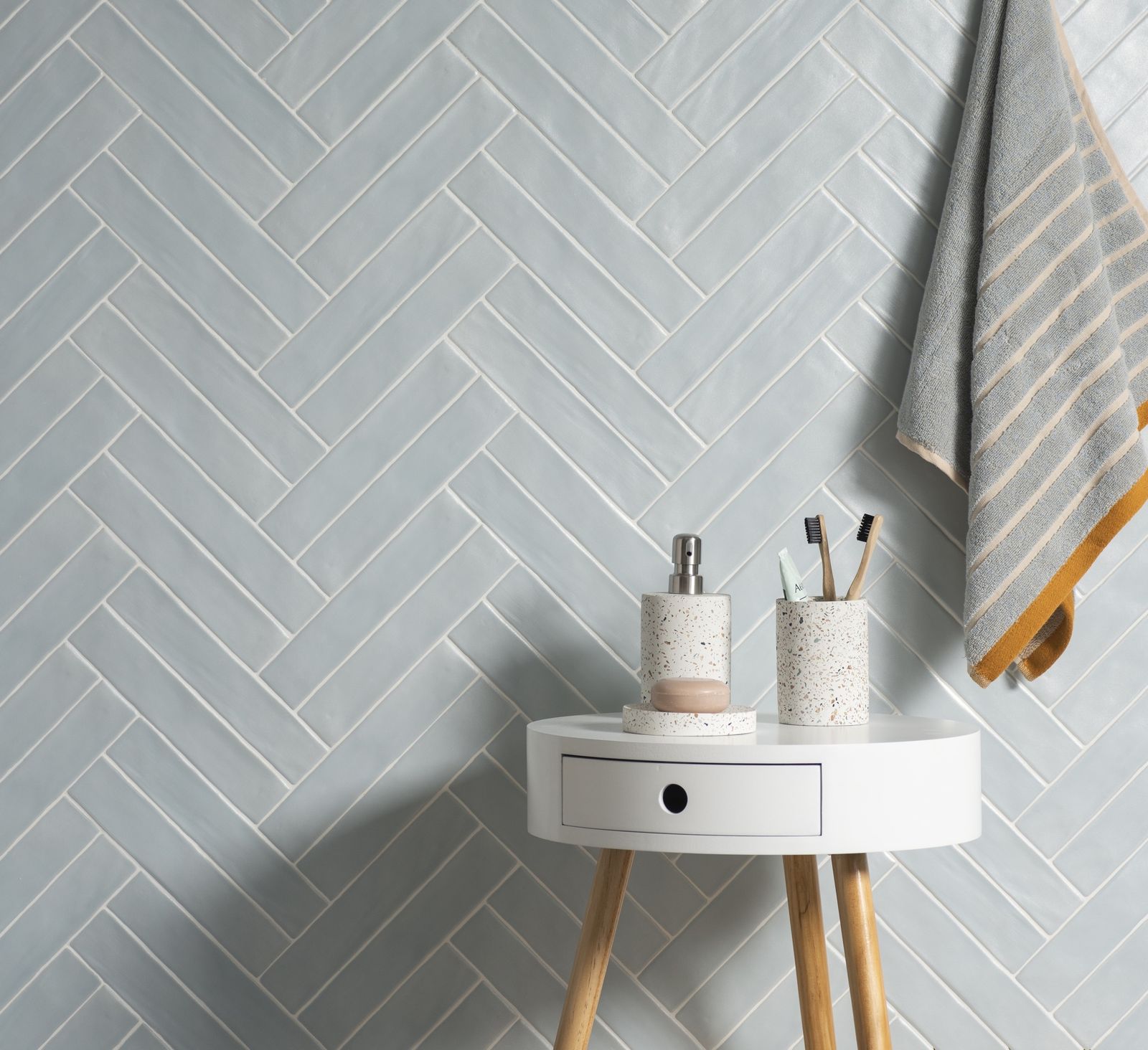 7 inspiring layouts for subway tiles that look like trends | Livingetc