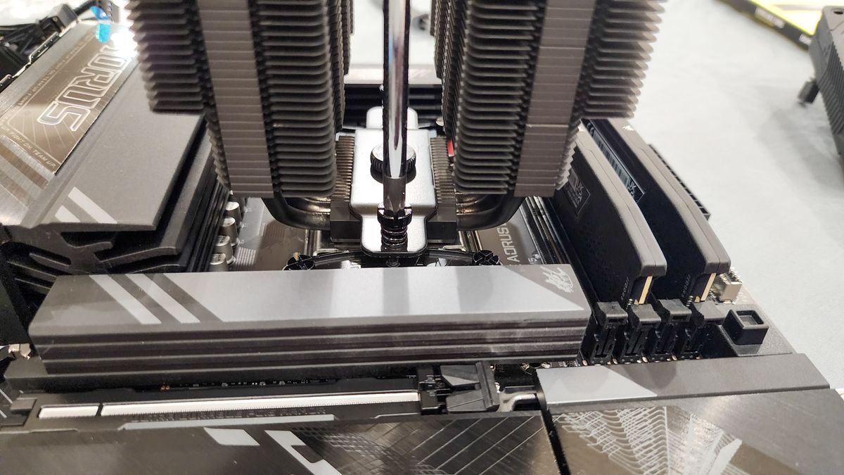 I just built an RTX 5090 gaming PC — here’s what I used and how to ...