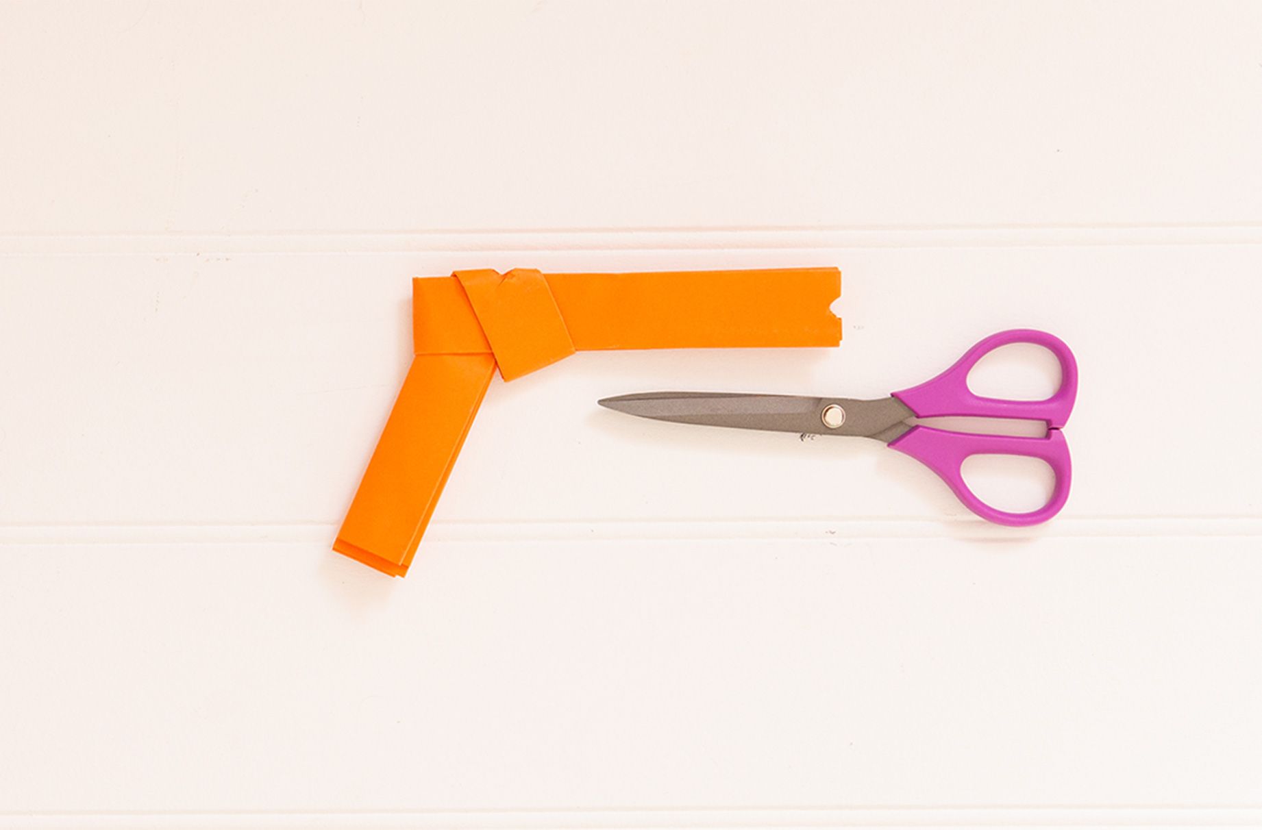 How to make a paper gun that shoots - a step-by-step guide | GoodtoKnow