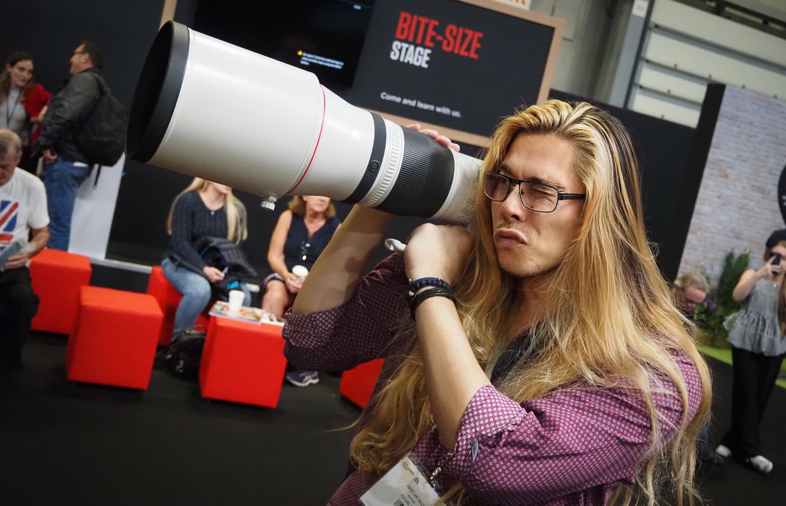 Canon's AU$20,000 telephoto lens is a wildlife photography bazooka ...