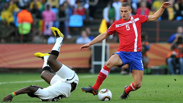 Nemanja Vidic: Tackle any threat | FourFourTwo