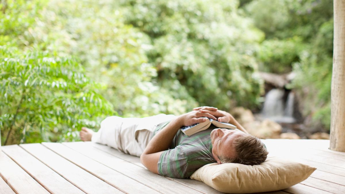 What is green noise and can it help you fall asleep fast? An expert ...