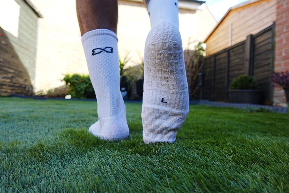 Best grip socks for soccer: Improve your game with enhanced traction ...