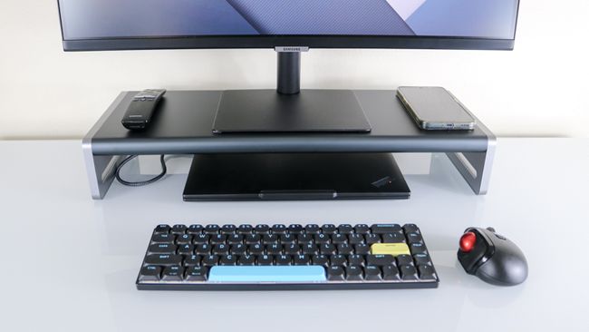 I got this amazing 12-in-1 docking station for my laptop, and it just ...