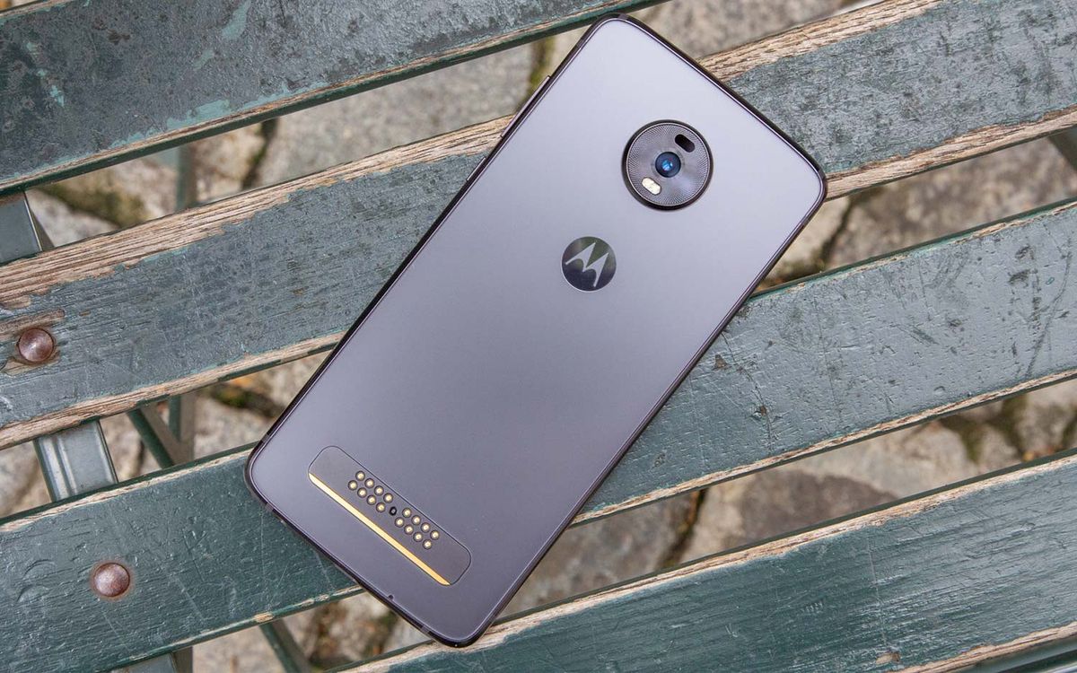Moto Z4 Review: A Solid 5G-Ready Phone for $499 | Tom's Guide