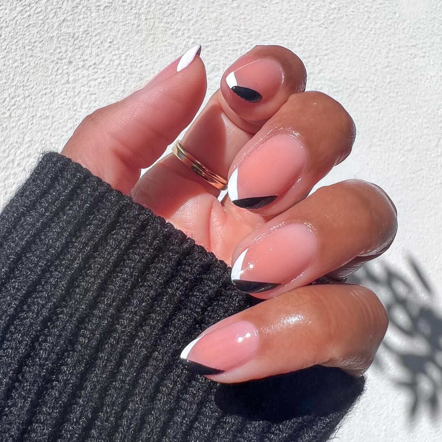 13 Modern French Manicure Ideas to Try in 2025 | Who What Wear