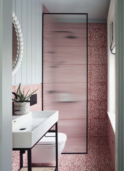 7 layout ideas to try for awkwardly shaped bathroom | Livingetc