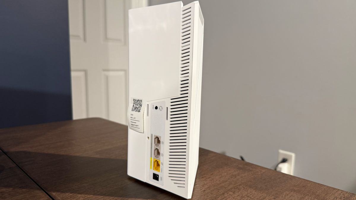 MSI Roamii BE Lite Wi-Fi 7 mesh router review: Affordable dual-band ...