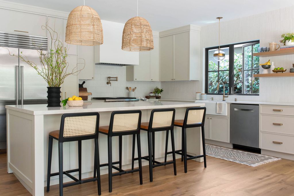 What Is a Kitchen Triangle and Why Do You Need It | Livingetc