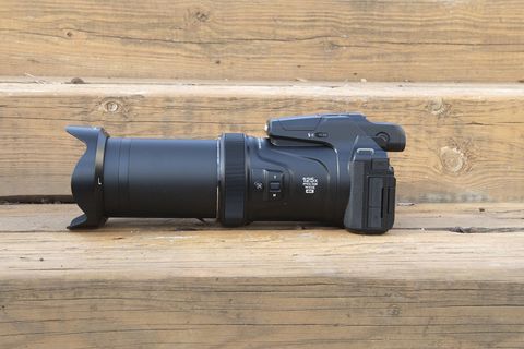 Nikon Coolpix P1000 Review: This 125x Superzoom Shoots the Moon | Tom's ...