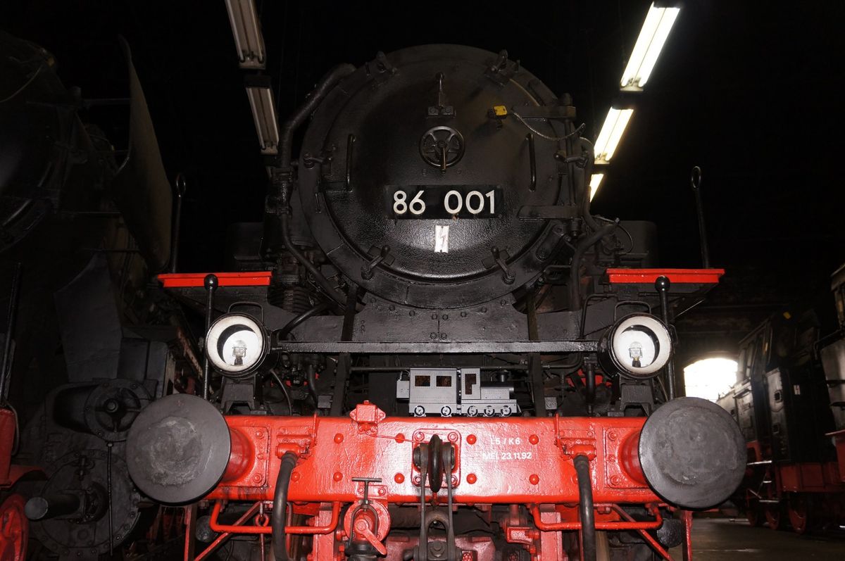 A Day At The Museum, Part 3 - Take The Train: Lian Li PC-CK101, Built ...