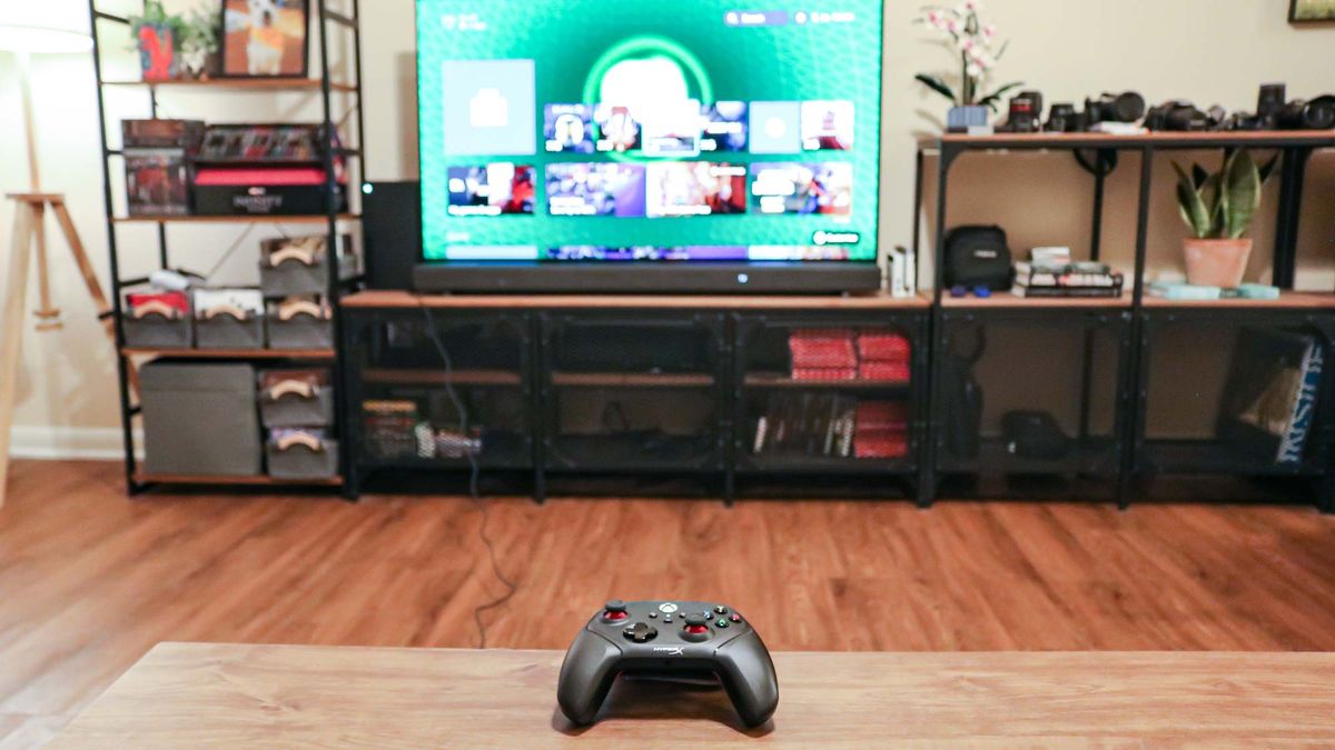 HyperX Clutch Gladiate controller review | Tom's Guide