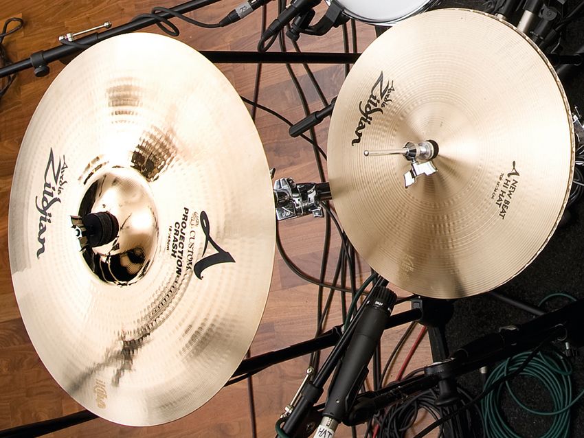 Travis Barker's drum setup: Blink-182/solo drummer's kit in pictures ...