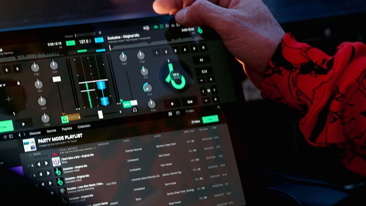 Beatport DJ's new Party Mode lets four DJs play together from anywhere ...