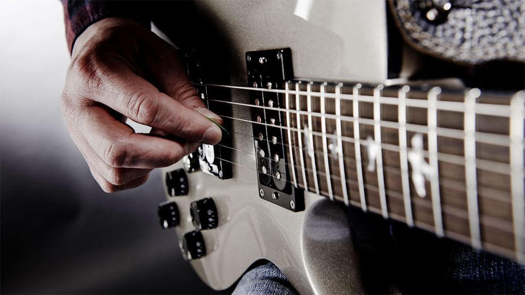 30-day guitar challenge, day 24: An alternate picking masterclass ...