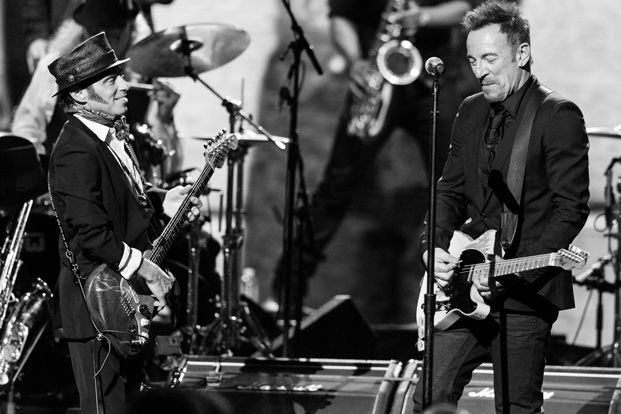 Bruce Springsteen Opens Brooklyn Show with Prince's "Purple Rain ...