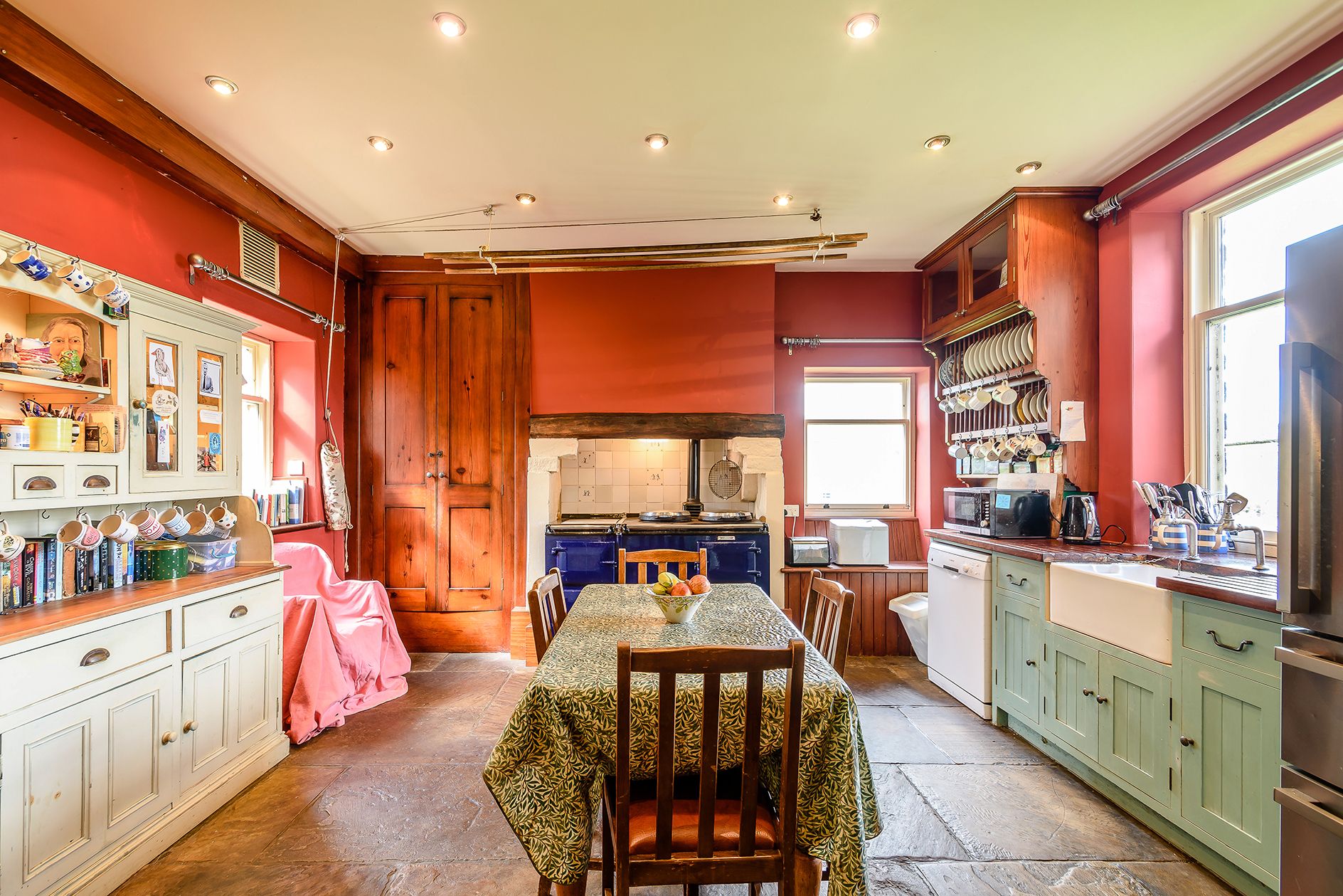 Ponden Hall: The house that inspired Emily Brontë's Wuthering Heights ...