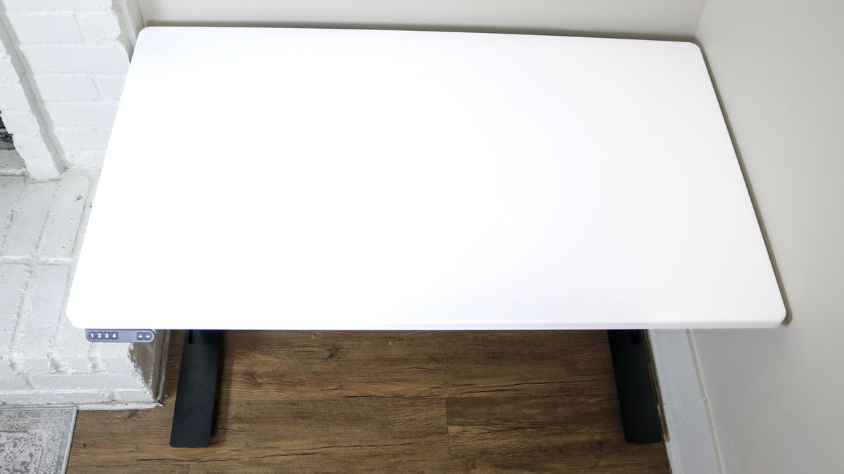 Uppeal 2 Leg Desk review | Tom's Guide
