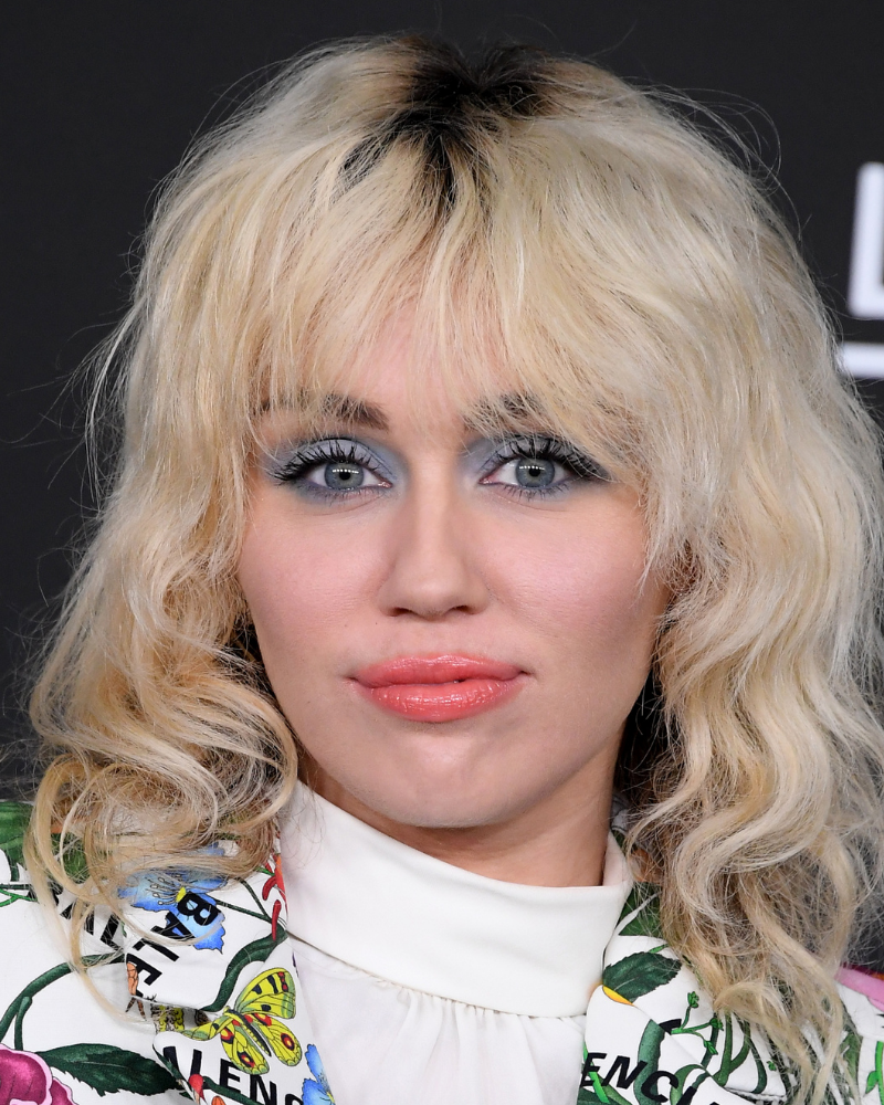 18 Blue Eyeshadow Looks to Copy Immediately | Marie Claire