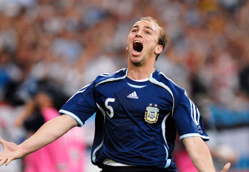 The best left-footed players ever | FourFourTwo