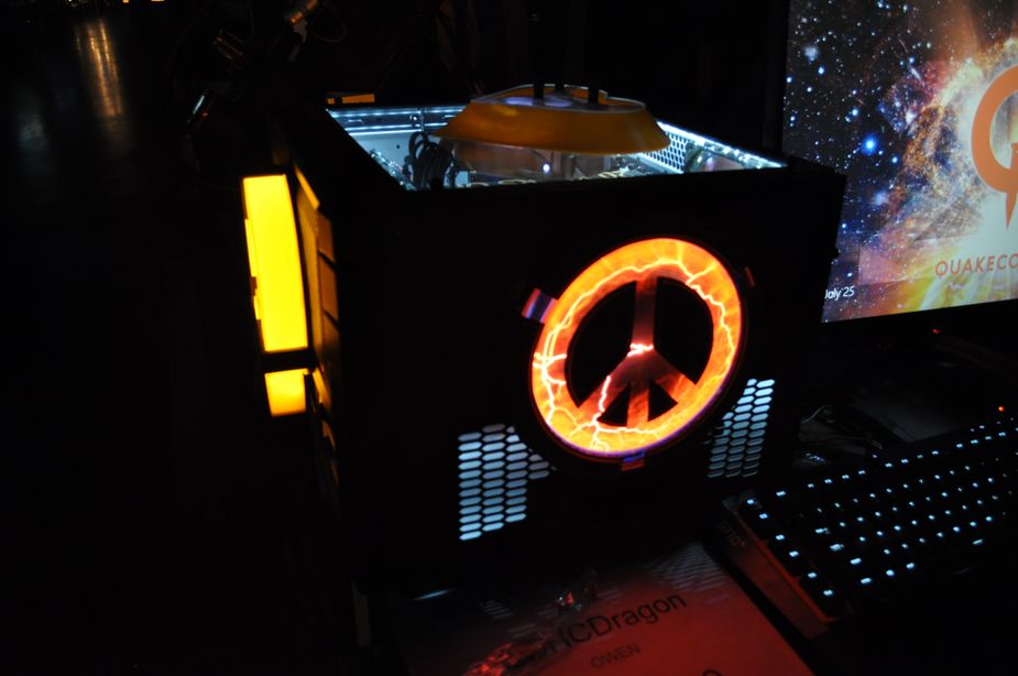 QuakeCon: The best case mods from North America's biggest LAN | PC Gamer