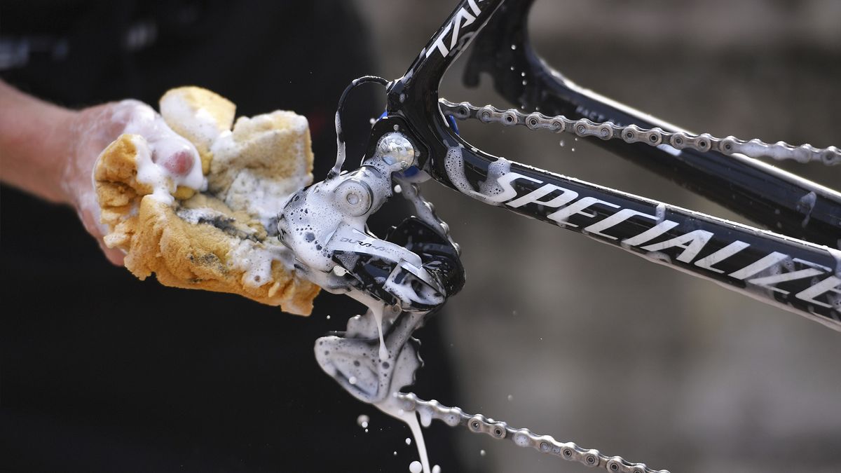 How to clean your bike | Cyclingnews
