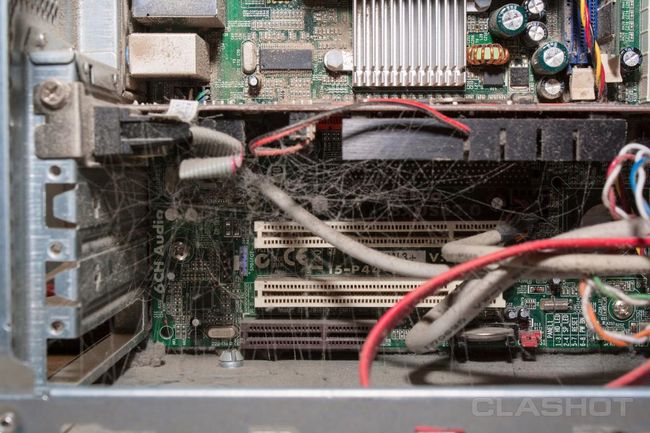 In Pictures: 40 Of The Dirtiest PCs You've Ever Seen: Page 4 | Tom's ...