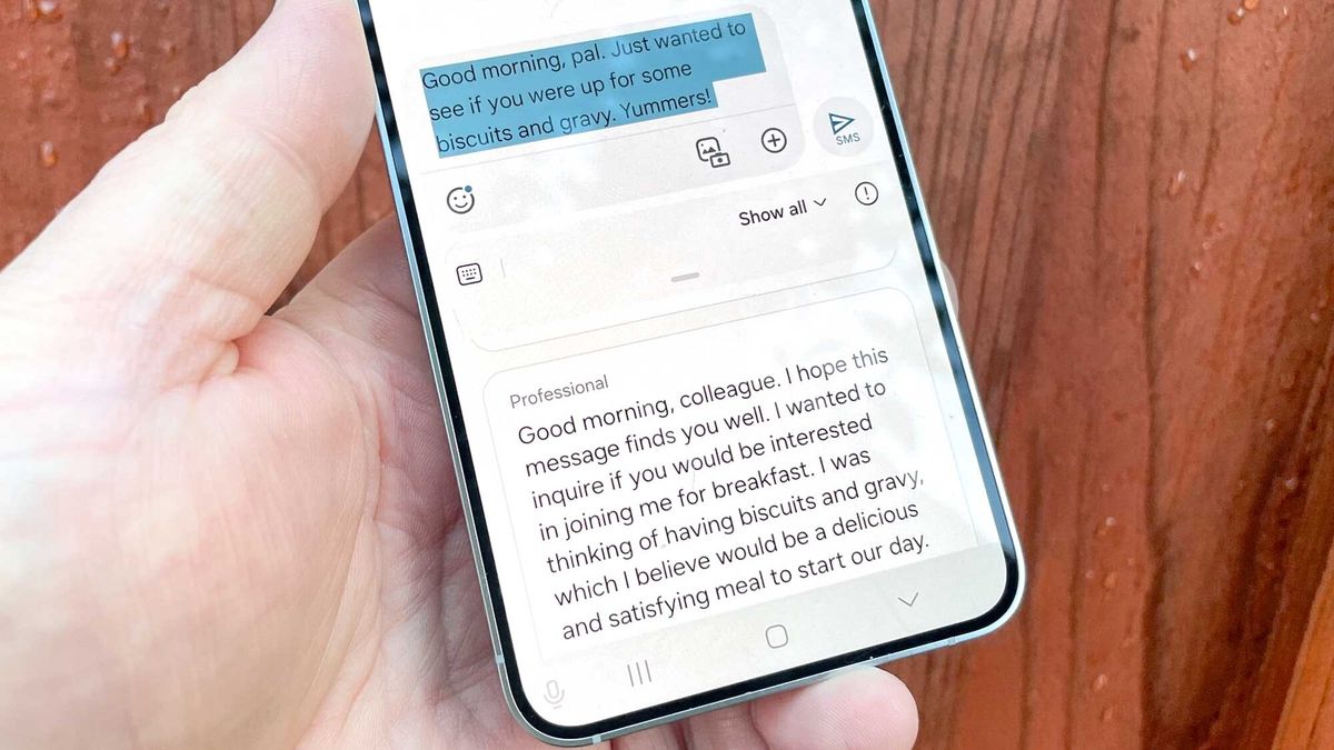 Your Galaxy S24 can help you up your text messaging game — here's how ...