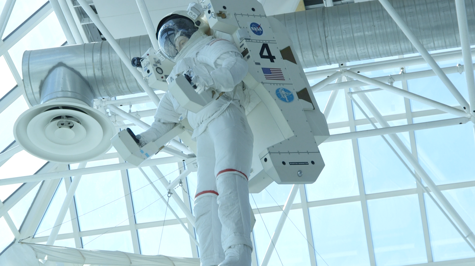 Exploring Apollo 13 at the Cradle of Aviation museum in New York | Space