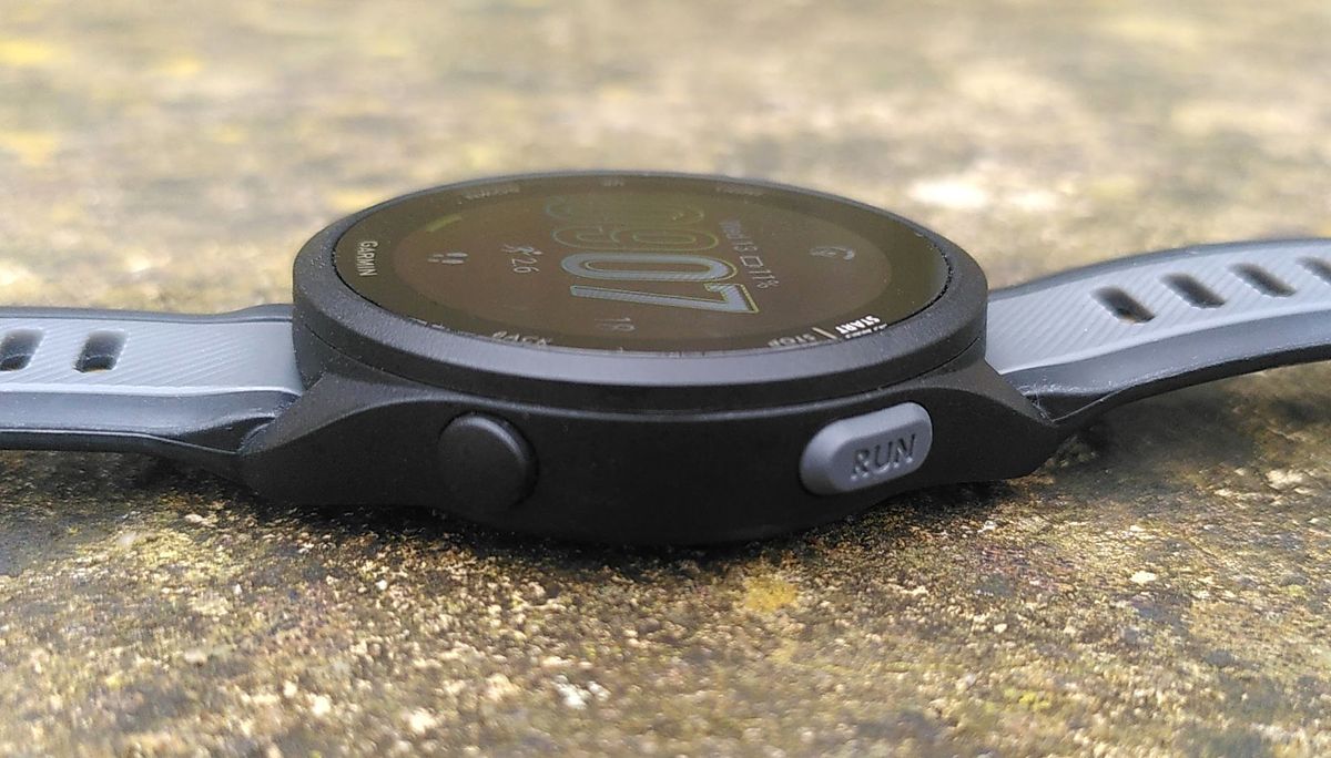 Garmin Forerunner 165 review: a bright and beautiful beginner's running ...
