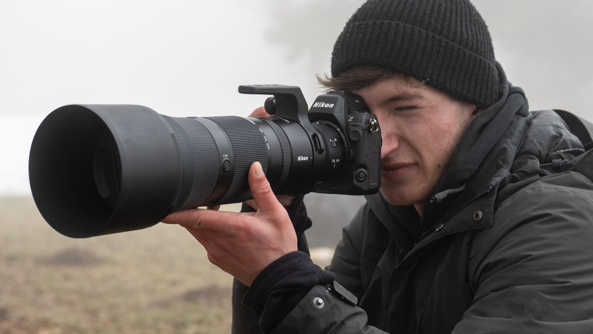 It's a monster! Nikon unleashes super-tele zoom with jaw-dropping reach ...