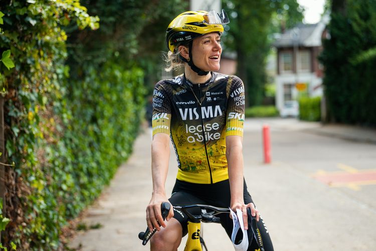 Visma-Lease a Bike reveal special Tour de France Femmes jersey ...