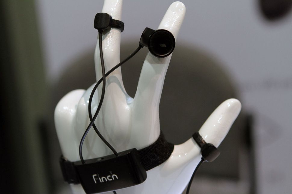 Finch VR Takes Different Approach To Hand Tracking In VR | Tom's Hardware