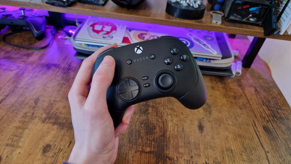 Razer's Wolverine V3 Pro controller just received its first big price ...