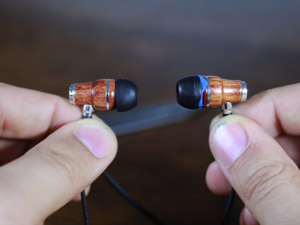 DIY: Make Your Earbuds Fit Perfectly with Sugru | iMore