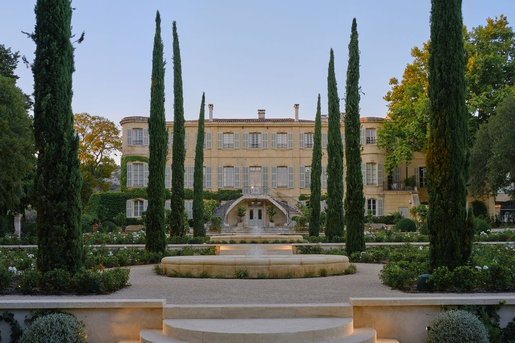 The Weekend Guide to Provence, France | Marie Claire