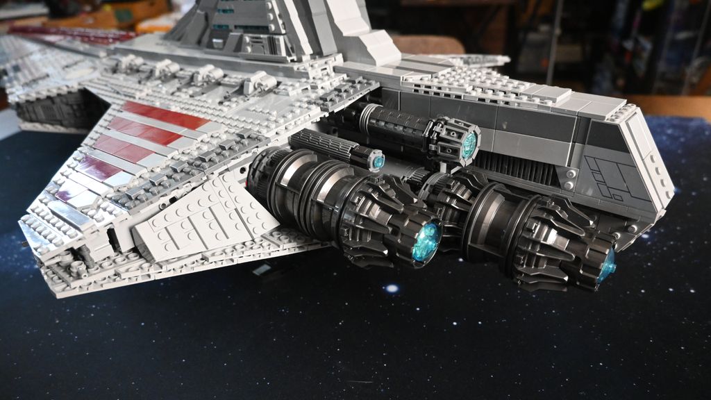 The Star Wars Venator-Class Republic Attack Cruiser is the best UCS set ...