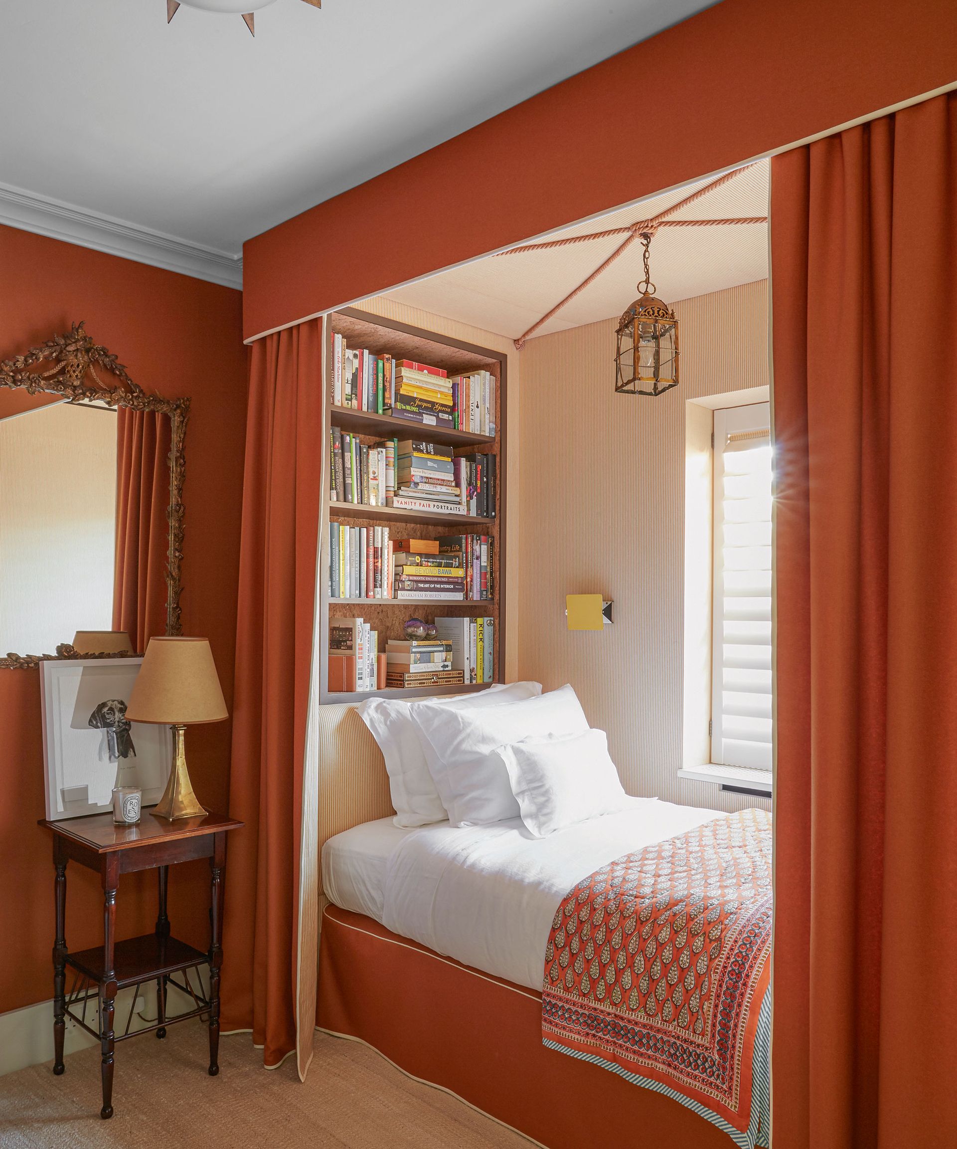 Small guest bedroom ideas: 5 ways to impress visitors | Homes and Gardens