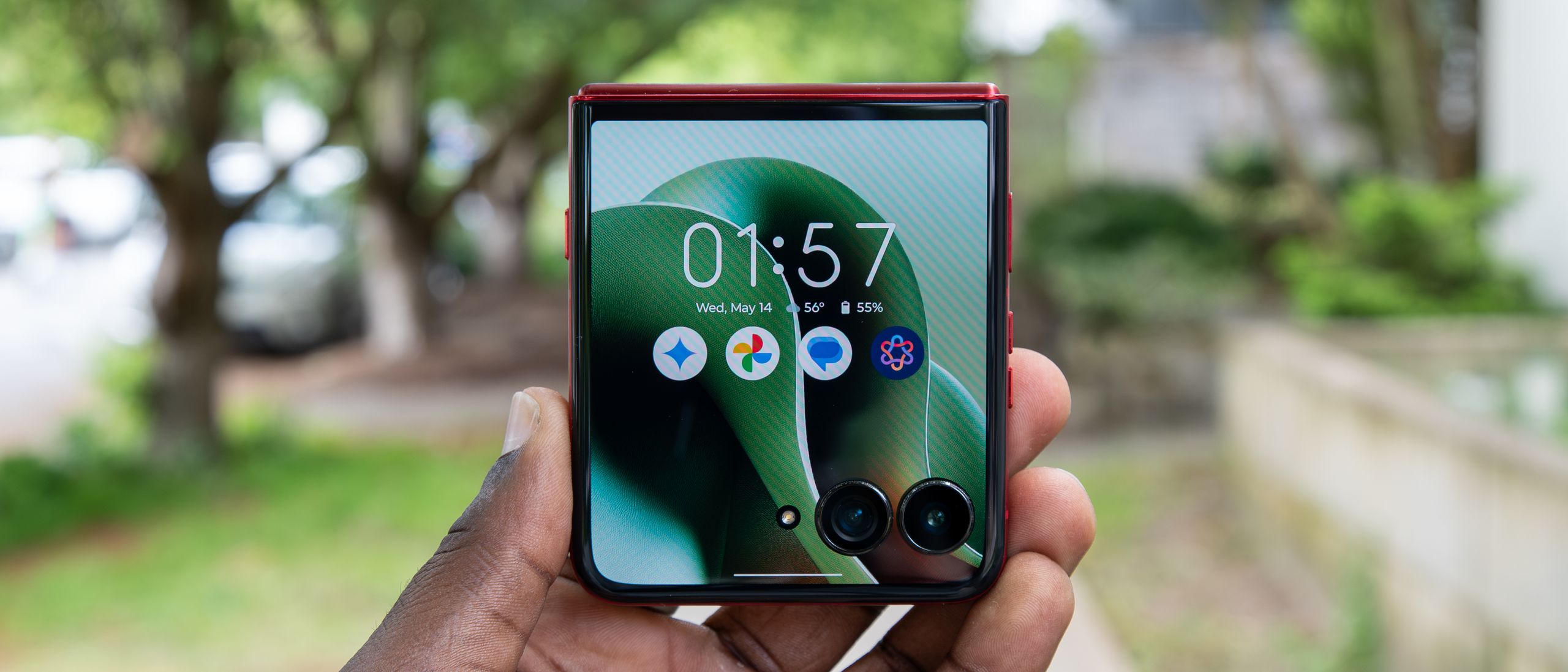 Motorola Razr Ultra 2025 review: The flip phone, nearly perfected ...