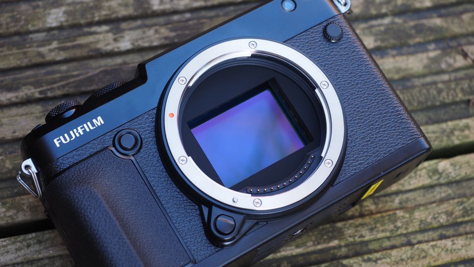 Fujifilm GFX 50R review | Digital Camera World