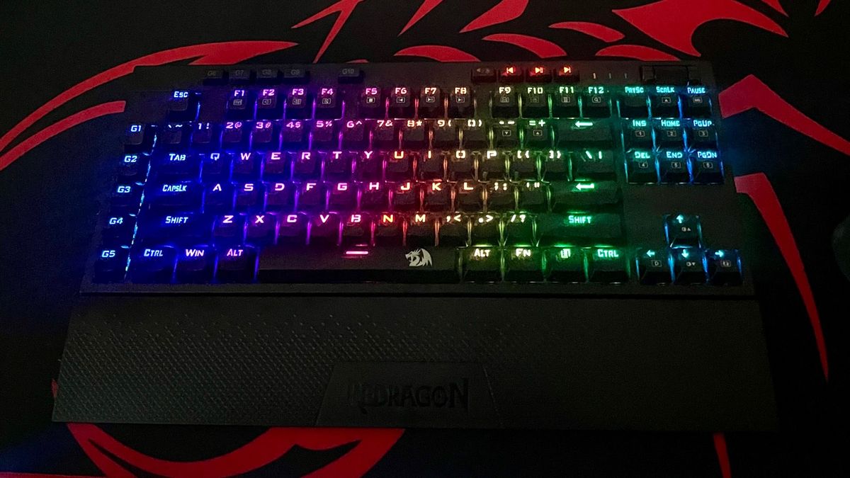 Redragon Vishnu K596 Review: A High Quality RGB Gaming Keyboard Under ...