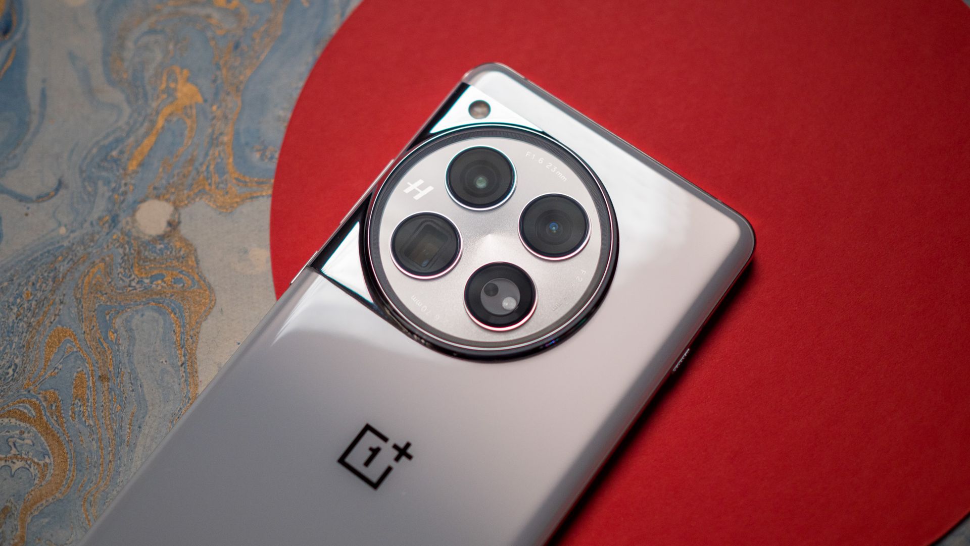 OnePlus 13 leaks spills its ultrawide and periscope camera sensor ...