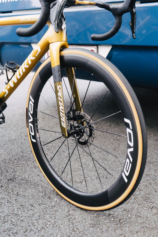 Specialized sneaks out a pair of new Roval Rapide wheelsets at the ...