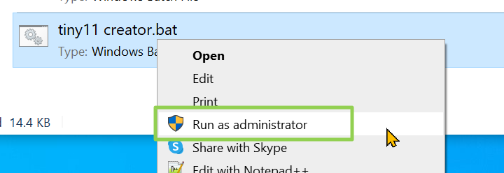 Make a Windows 11 Image That Runs on 2GB of RAM With Tiny11 Builder ...
