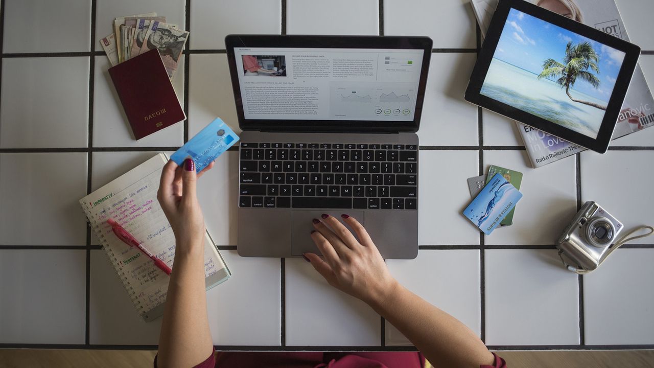 How to get free upgrades on flights, according to frequent flyers ...