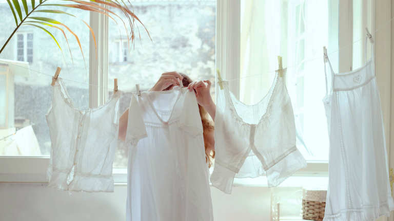 How to get to get rid of damp and prevent it from coming back | Ideal Home