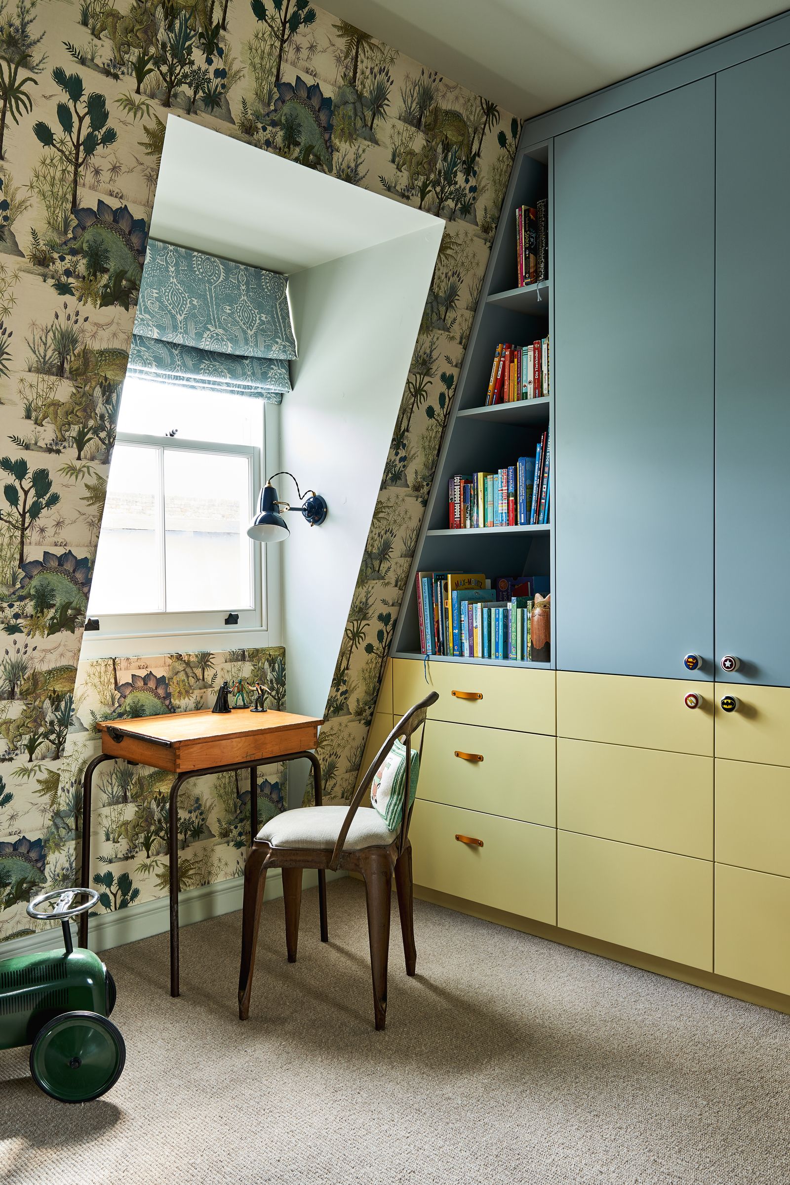 10 amazing attic rooms under sloped ceilings | Livingetc