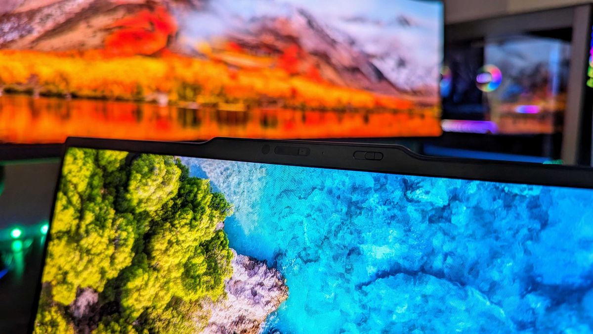 Lenovo ThinkPad X1 Carbon (Gen 12) review: A legendary enterprise ...