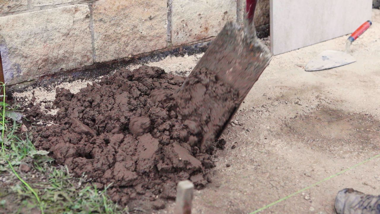 How to lay porcelain tiles outside: update your plot with this step-by ...