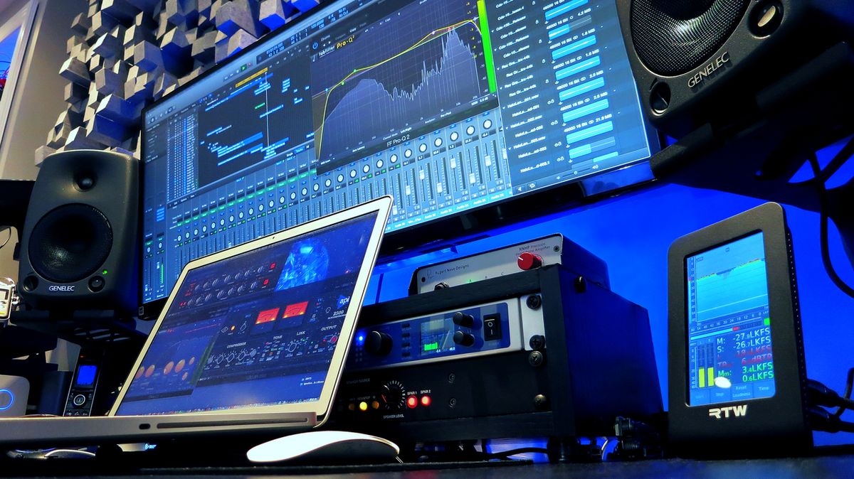 RTW's MM3 Musicmeter Keeps the Beat Steady for Electronic Musician and ...